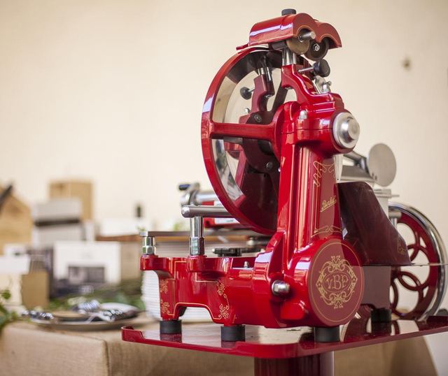 Професионален ръчен уред за рязане Flywheel Red - Vivre